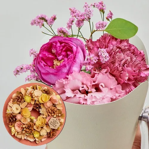 【10/15～11/30到着】オータムリース KA-3Sとクレープブーケ（ロゼ） | 青山フラワーマーケット｜花や緑とともに暮らす毎日を