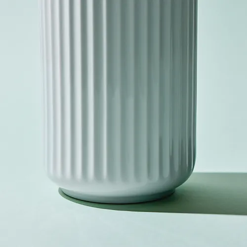 Lyngby Porcelain(リュンビューポーセリン)/Lyngby Vase White H20 | 青山フラワーマーケット｜花束 ...