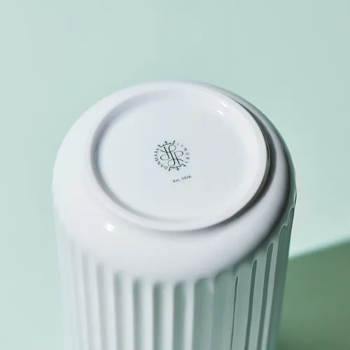 Lyngby Porcelain(リュンビューポーセリン)/Lyngby Vase White H20 | 青山フラワーマーケット｜花束 ...