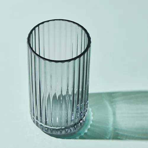 Lyngby Porcelain(リュンビューポーセリン)/Lyngby Vase Glass midnightblue H15 | 青山 ...