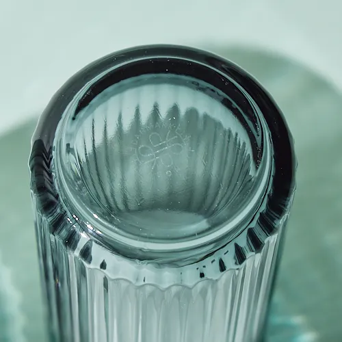 Lyngby Porcelain(リュンビューポーセリン)/Lyngby Vase Glass midnightblue H15 | 青山 ...